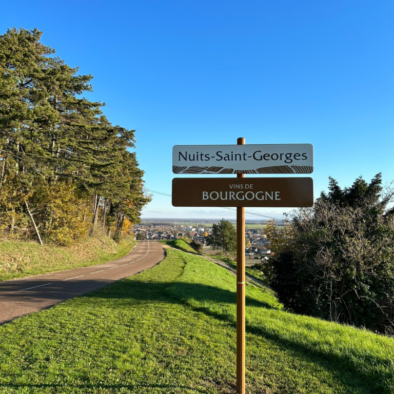 Du village de Nuits-Saint-Georges - Office de Tourisme Gevrey ...